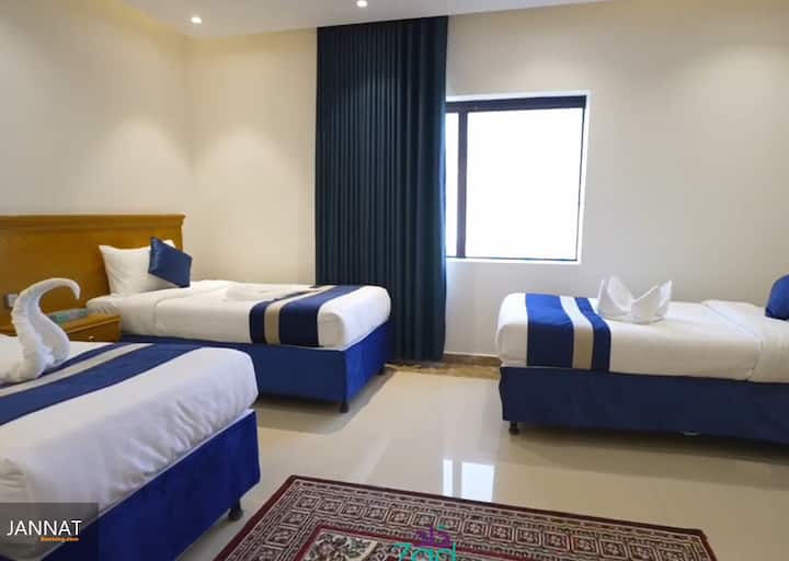 غرفة رباعية - فندق زاد - اتوبيس مجانى- مكة - Mecca