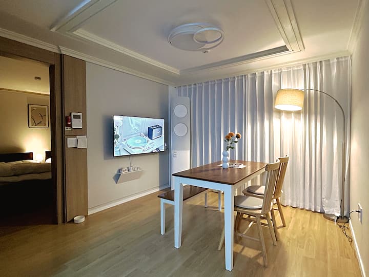 [오픈할인] 신정역 역세권/목동·고척돔/주차O/반려동물o/홍대·합정/더현대서울/명동/광화문 - Bucheon