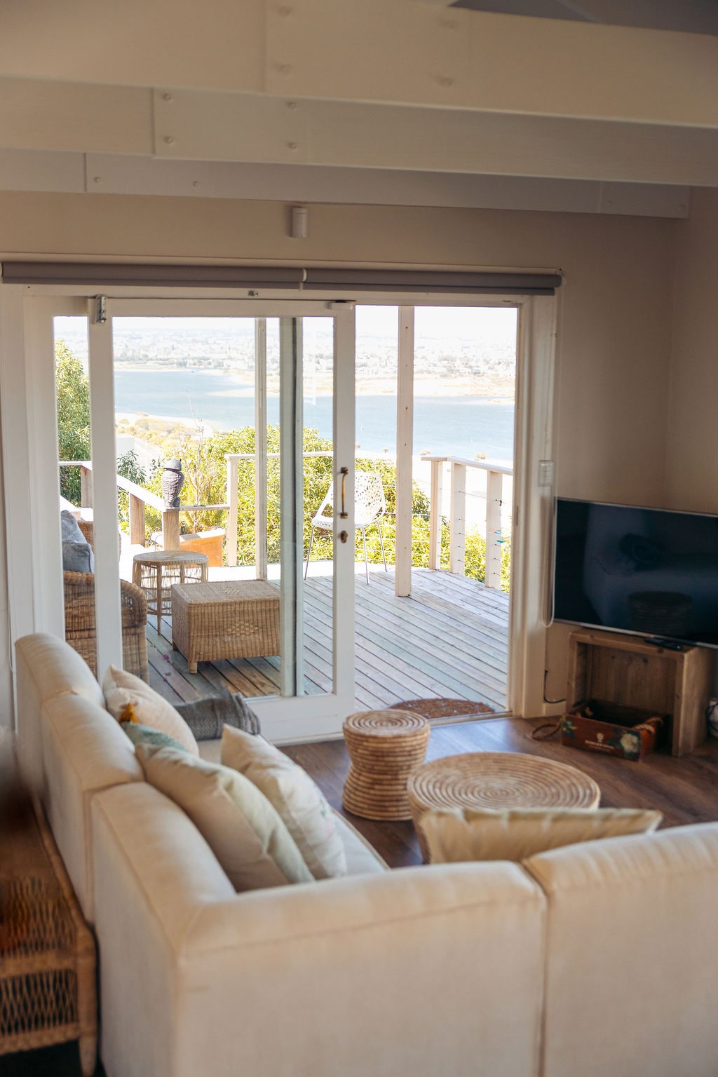 Fabella Serenity Apartment - Mountain & Sea View - Apartments for Rent ...