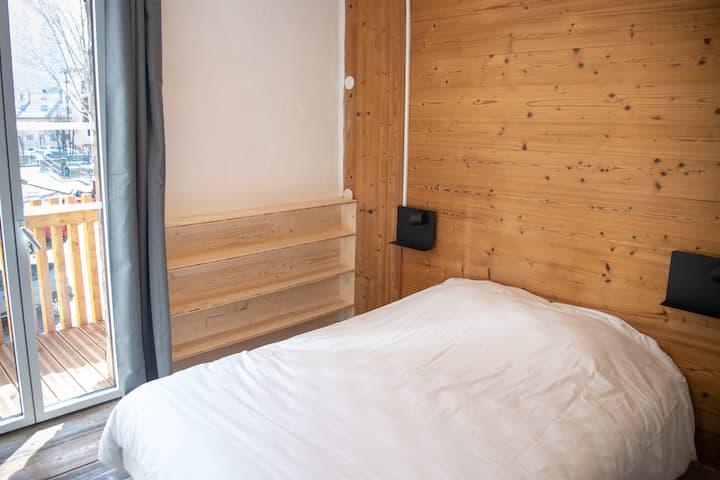 Chambre Hostel Briançon Chambre Double, Sdb Privée - Briançon