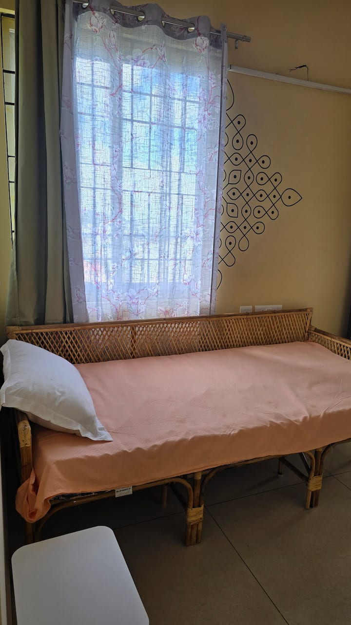 Flat Near Airport/alliance Galleria/kavery - Tamil Nadu