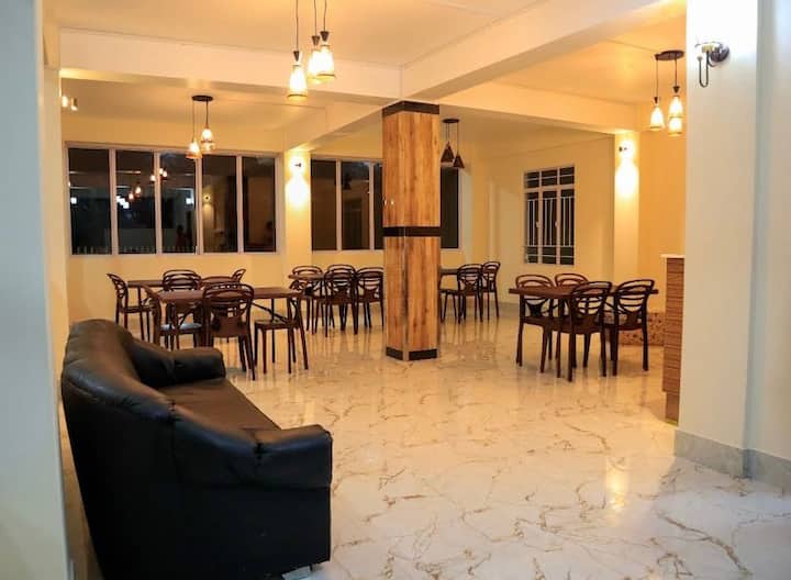 Charming Stay: Clean Rooms&warm Khasi Hospitality - Cherrapunji