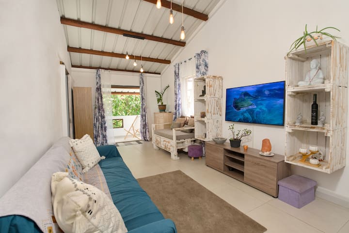 Cosy Nest Frangipani - Port Louis