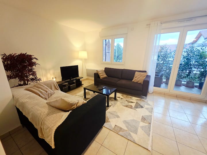 Longs & Courts Séjours, Près Du Centre & Commerces - Saint-Genis-Pouilly