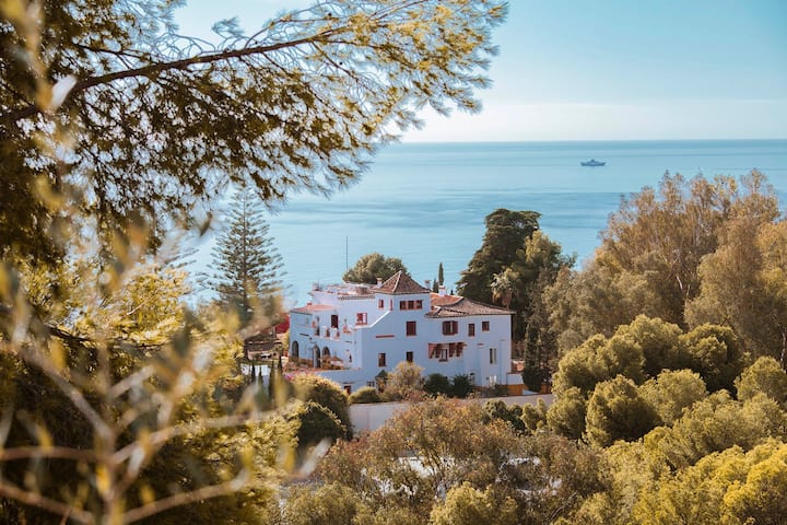 Hacienda Clavero Nine Superior Apartment: - Málaga