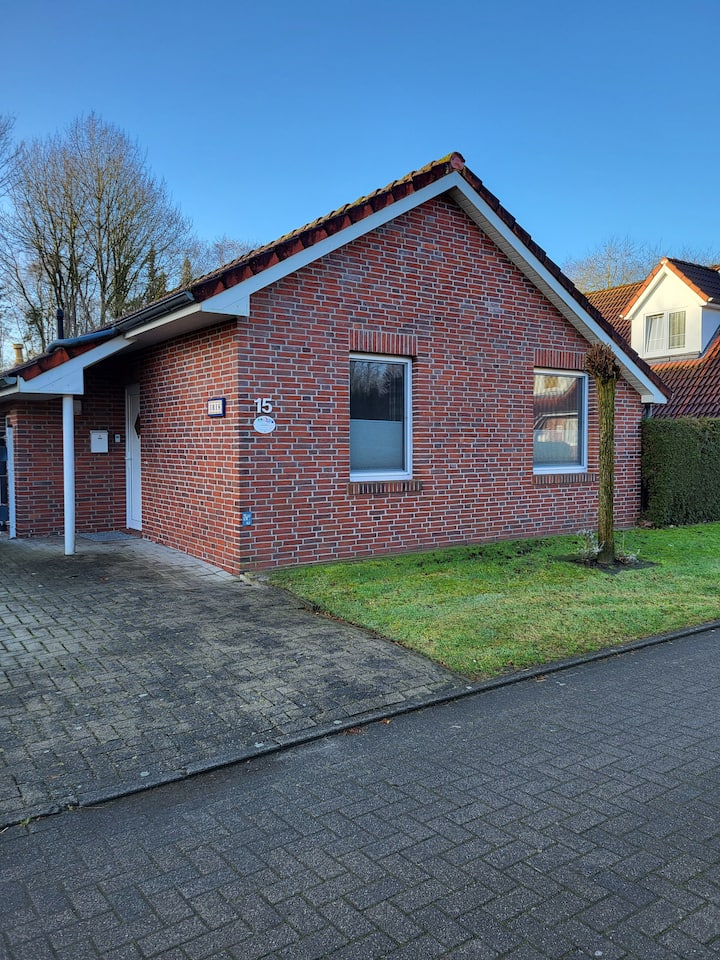 Haus Mit Eingezäuntem Garten - Papenburg