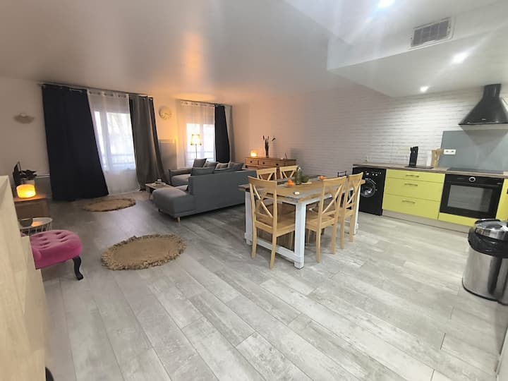 Cosy Jolie T3 - Centre + Parking - Mantes-la-Jolie