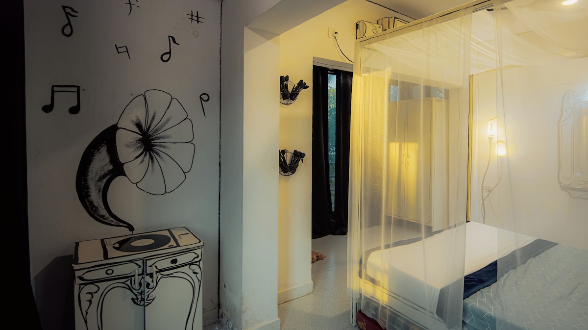 Casa Vibe 1Bhk Aesthetic Apartment @ Vagator Beach - Airbnb