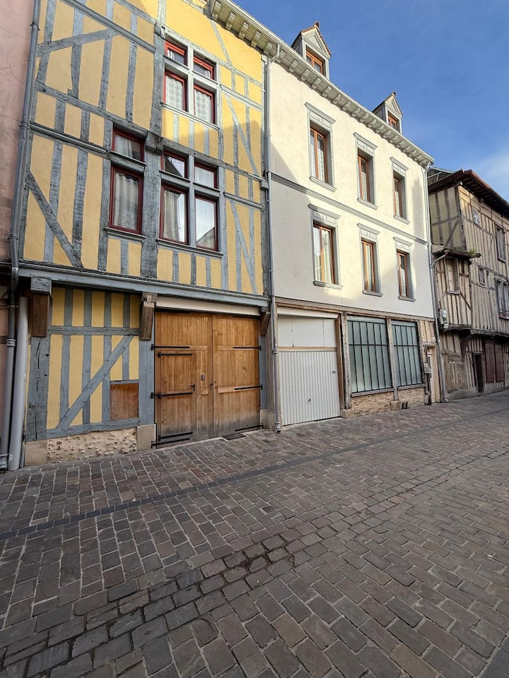 Bâtisse De La Trinité - 7 Appartements (20 Pers.) - Troyes