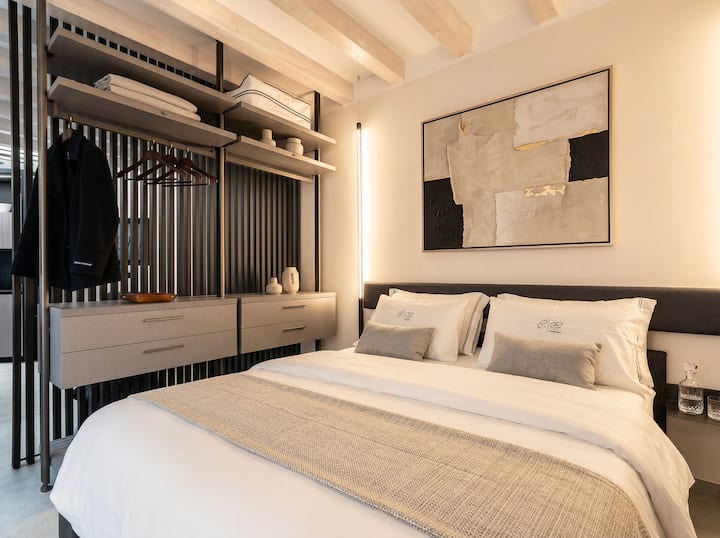 Luxury Suite Piazza Duomo | By Goldensuitesitaly - Trento