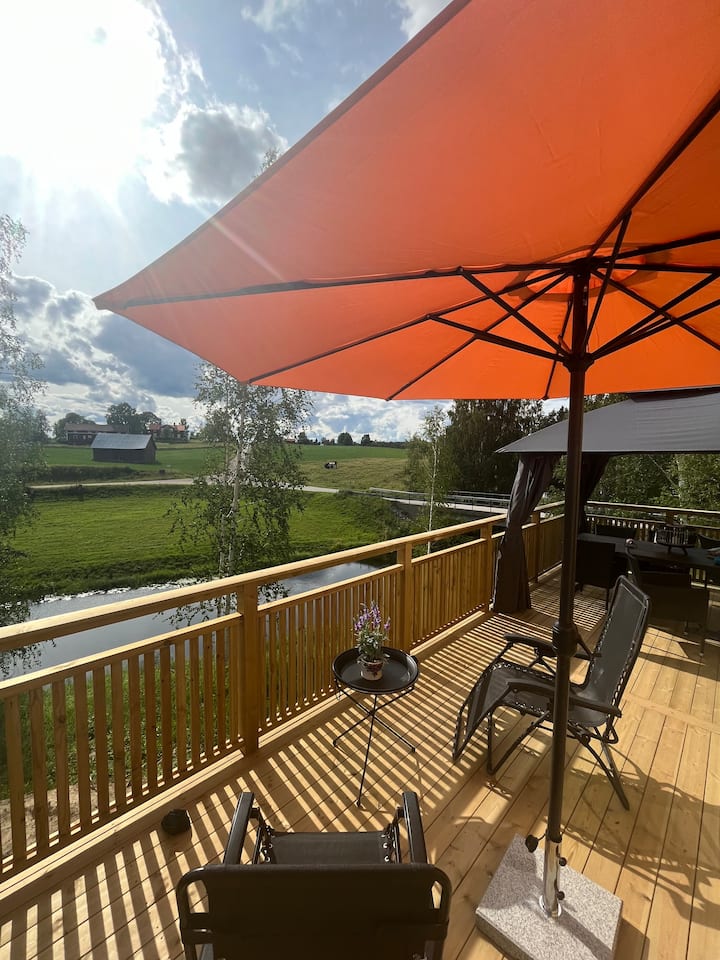 Unik Pärla Med Privat Brygga Nära Järvsöbacken - Ljusdal