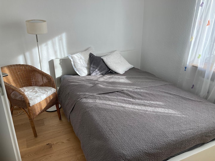 Schwalbennest
Studio In 3 Fam. Haus. - Gundelfingen