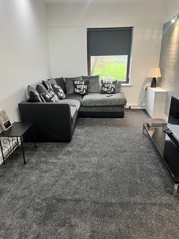 Lovely 2-bed Flat, Ideal For Races, Football, City - Guernsey