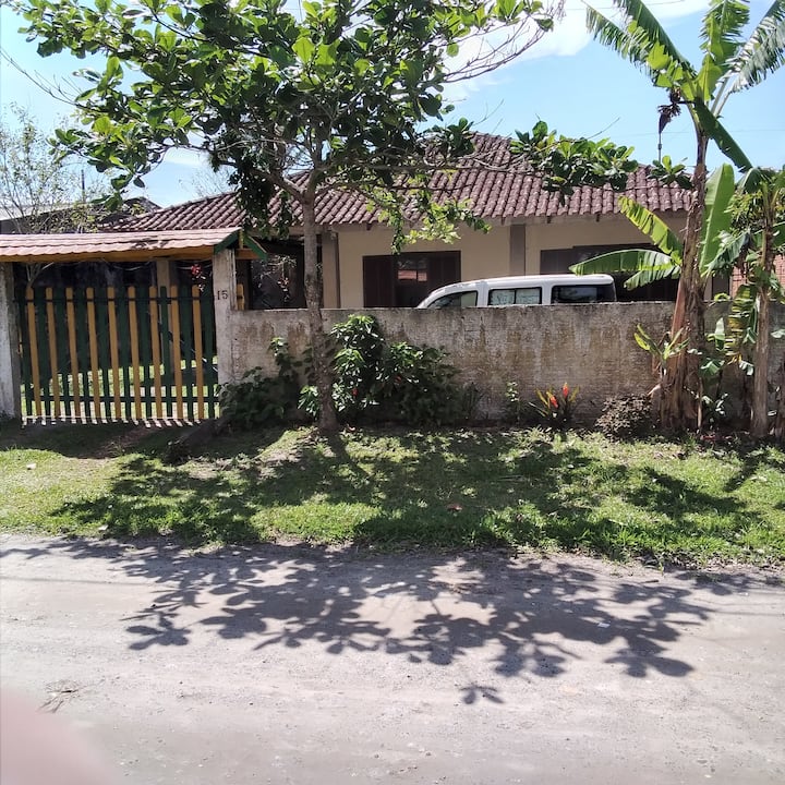 Refúgio Tranquilo No Litoral • 300m Da Praia - Matinhos