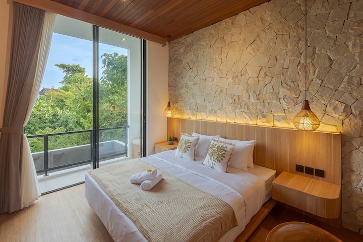 New Vin Villa Kerobokan 2br With Private Pool - Seminyak