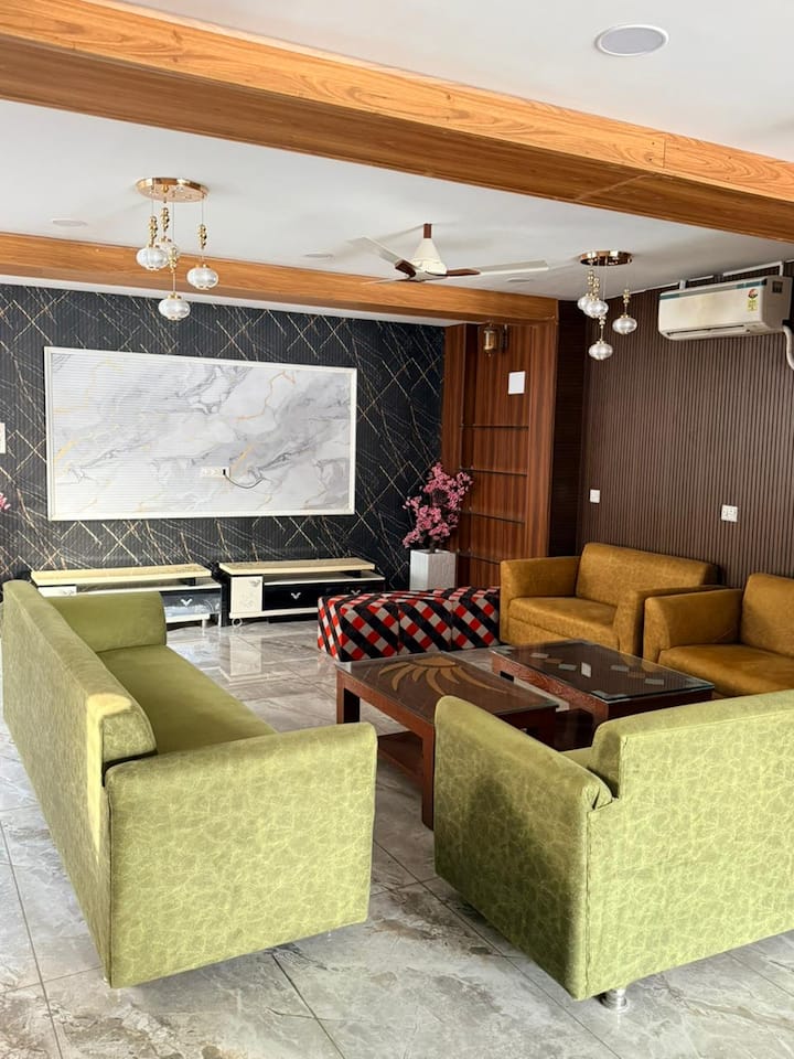 A Spacious Room - By Nova Hospitality - Gandhinagar