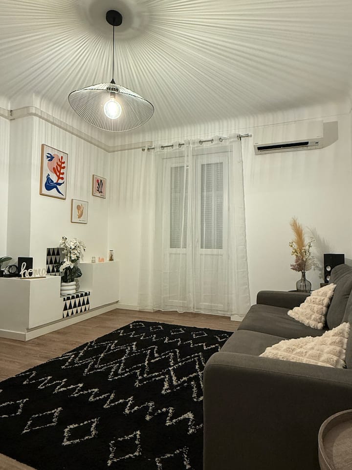 Grand T2 Ajaccio - Proche Port Et Transports - Ajaccio