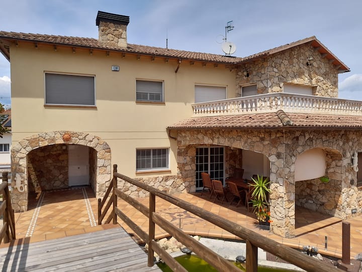 Villa 4 Vents - Wifi/ac/pool - Tordera