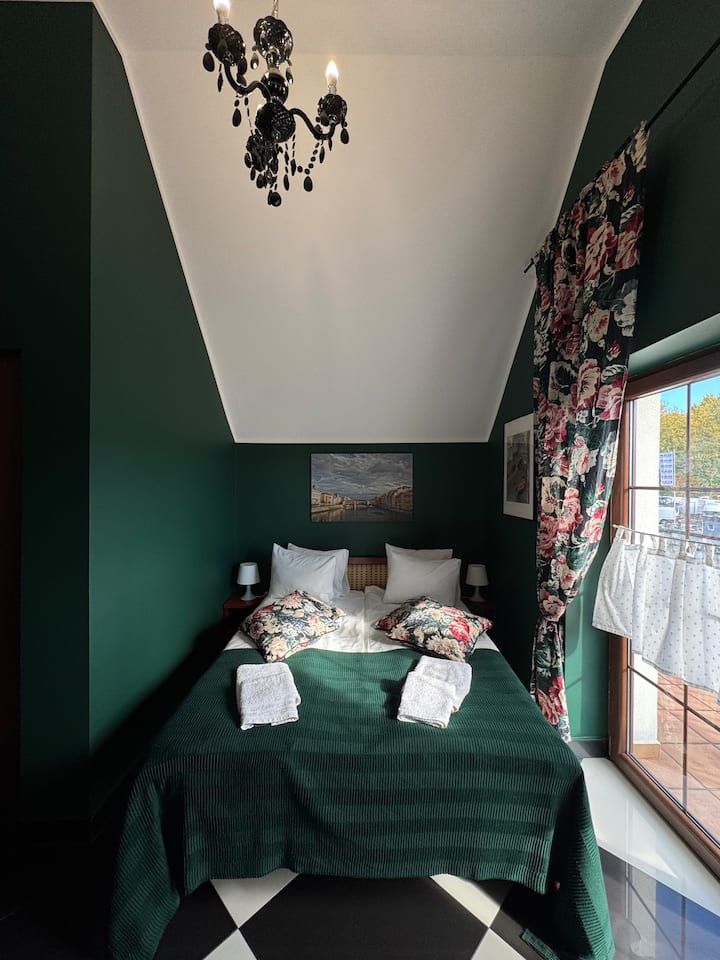 Malinowy Dwór Pensjonat Ze śNiadaniem - Katowice