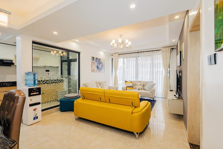 Triple Eee (Experience Exquisite Elegance) - Nairobi