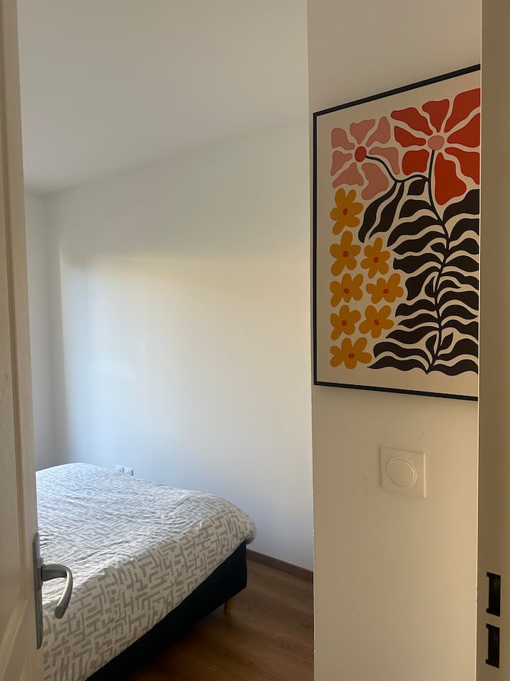 Chambre Cosy Et Très Confortable - Vénissieux