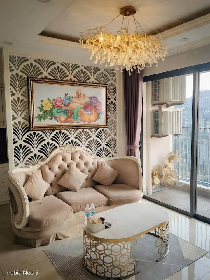 Luxury !2br At Vinhome Dcapital Pool/mall/lakeview - Hanói