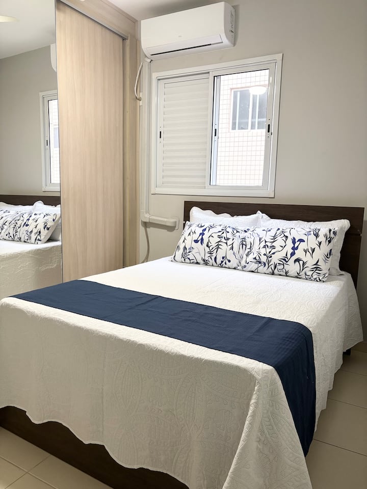 Ar Cond, Churrasqueira, Garagem, 1 Quadra Da Praia - Brasil