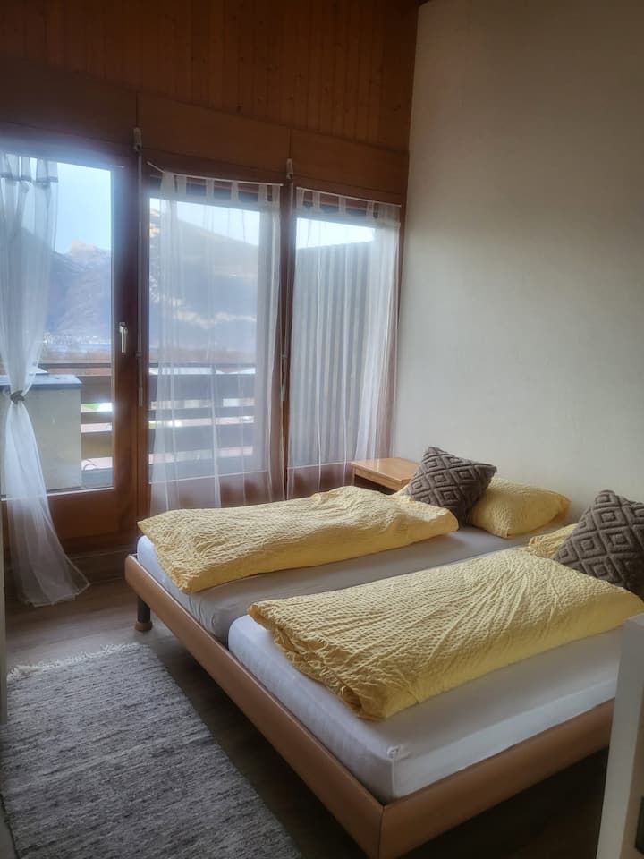 Family Apartment - Spiez
