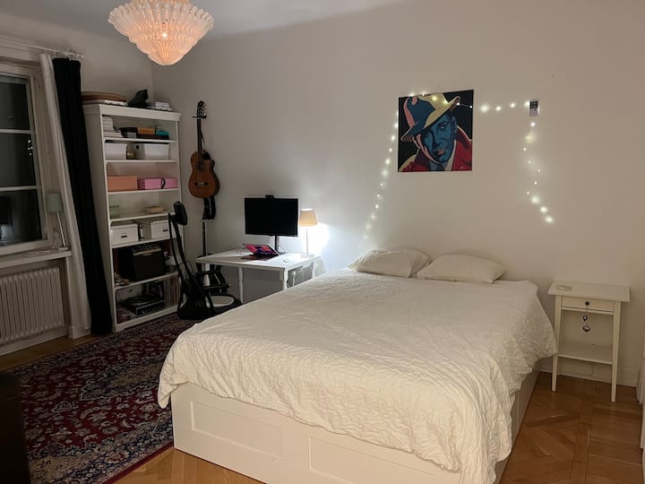 Charming Apartment 3-minutes Walk From Nytorget - Stockholm