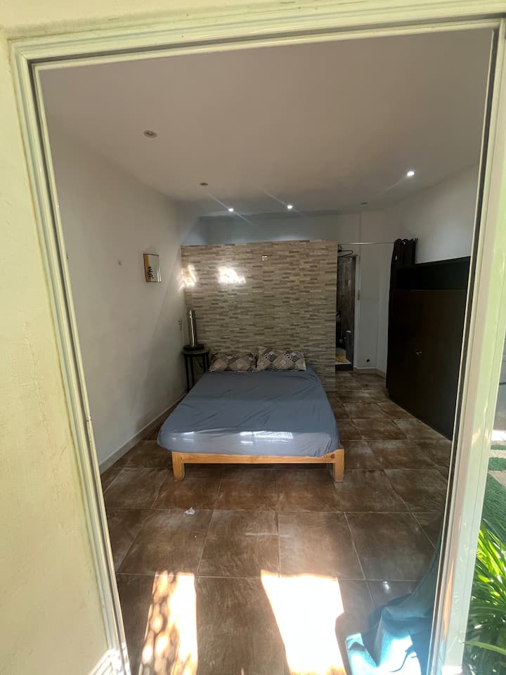 Un Beau Studio Avec Terrasse - Algiers