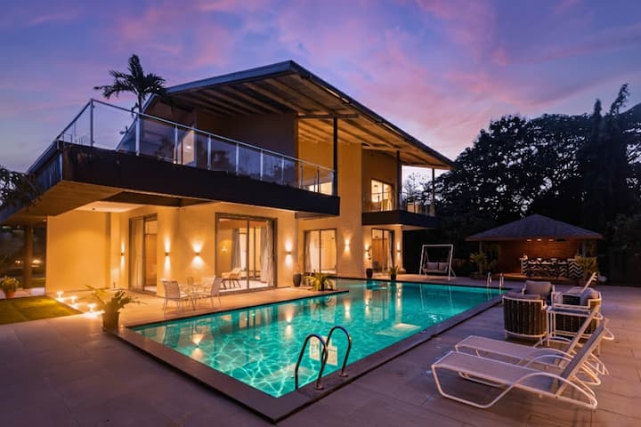 7bhk Luxury Villa W/pool, Theatre & Games, Karjat - Maharashtra