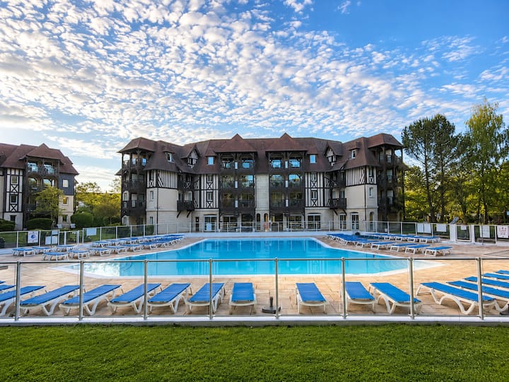 Appartement Lumineux Avec Piscine Et Balcon - Deauville