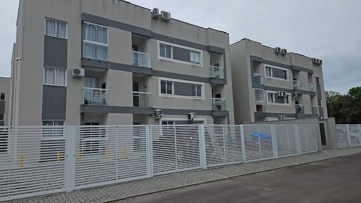 Apartamento Em Matinhos, 2 Quartos. - Matinhos