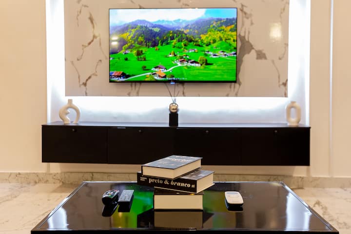 Charmant Appart, Grand Et Lumineux Au Cœur De Tout - Bénin