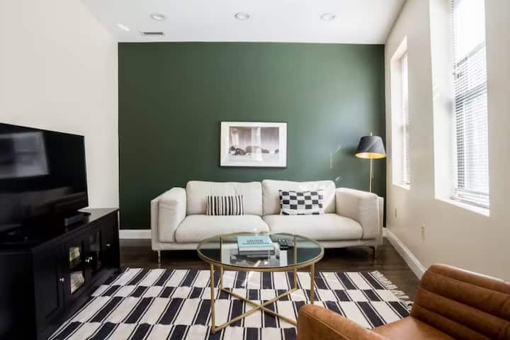 L4 Spacious North End Walkup Loft Apartment - Boston, MA