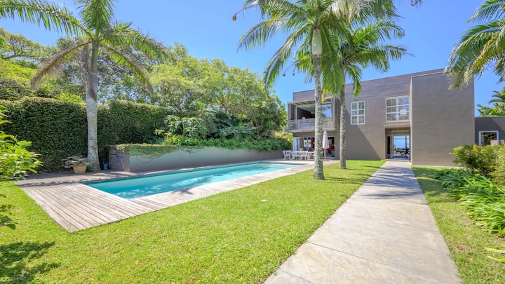 Bellamont Luxury Beach House - eMdloti