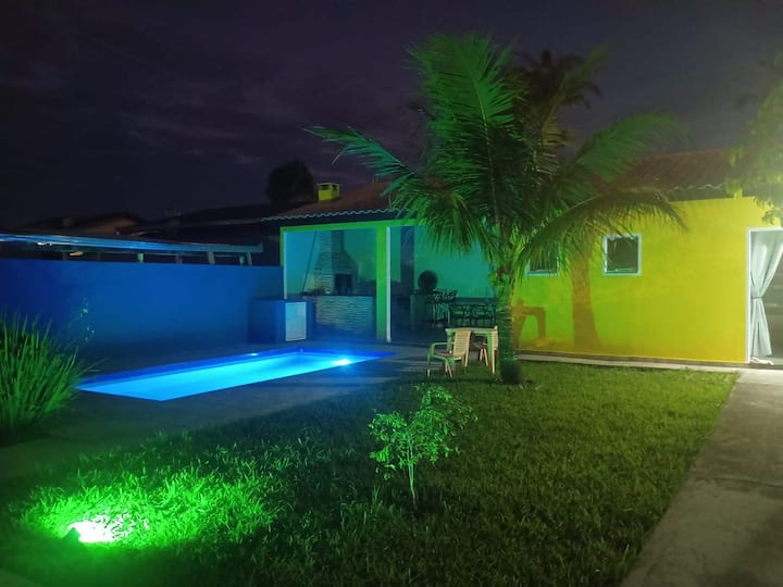 Casa 8 Pessoas Quintal E Piscina Próximo Rainha - Itapoá