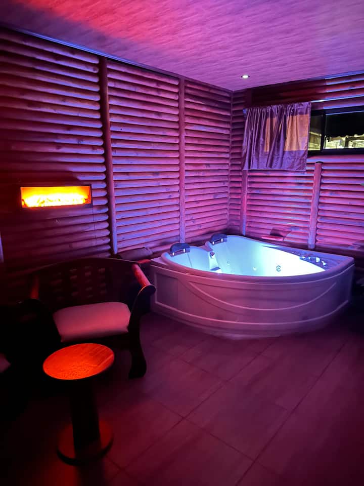 Cerca Ciudad Quesada / Jacuzzi / Wifi / Parqueo - Quesada