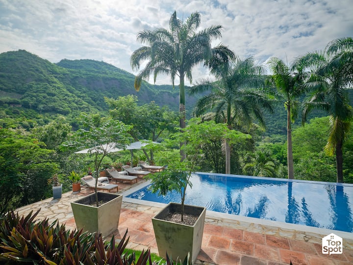 ¡Espacioso Topspot® Para 18 Cerca De Entrepuentes! - Apulo