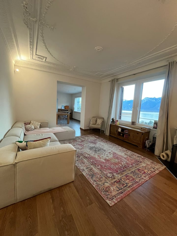 3 Pièces Haussmannien Avec Vue Lac Léman - Montreux