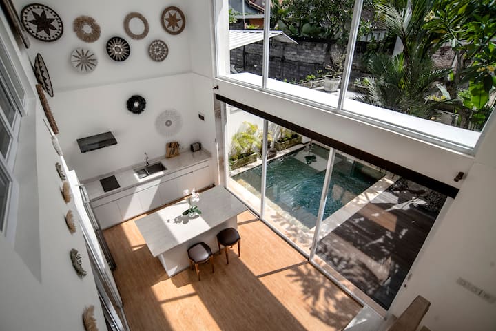 Great Location - Cute Little Villa - Calm & Quiet - Canggu