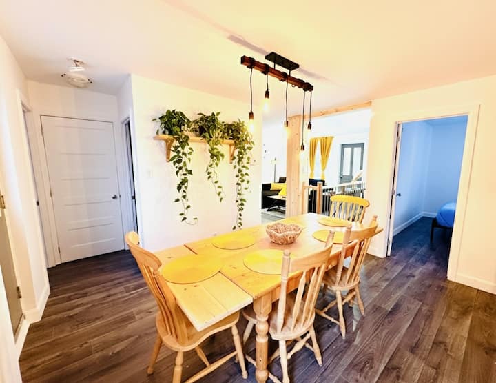 Le Refuge De Limoilou, Confortable Et Bien Situé - Quebec City