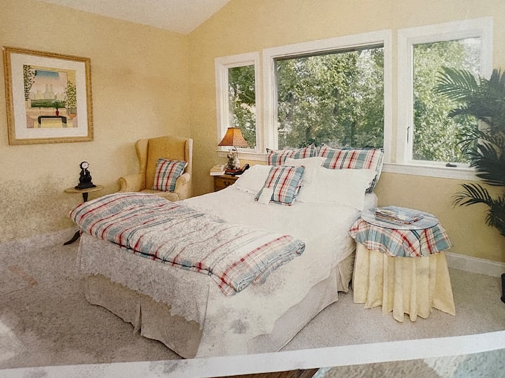 Near Duke Close To Unc Next To Airbnb Cabin. - Chapel Hill, NC