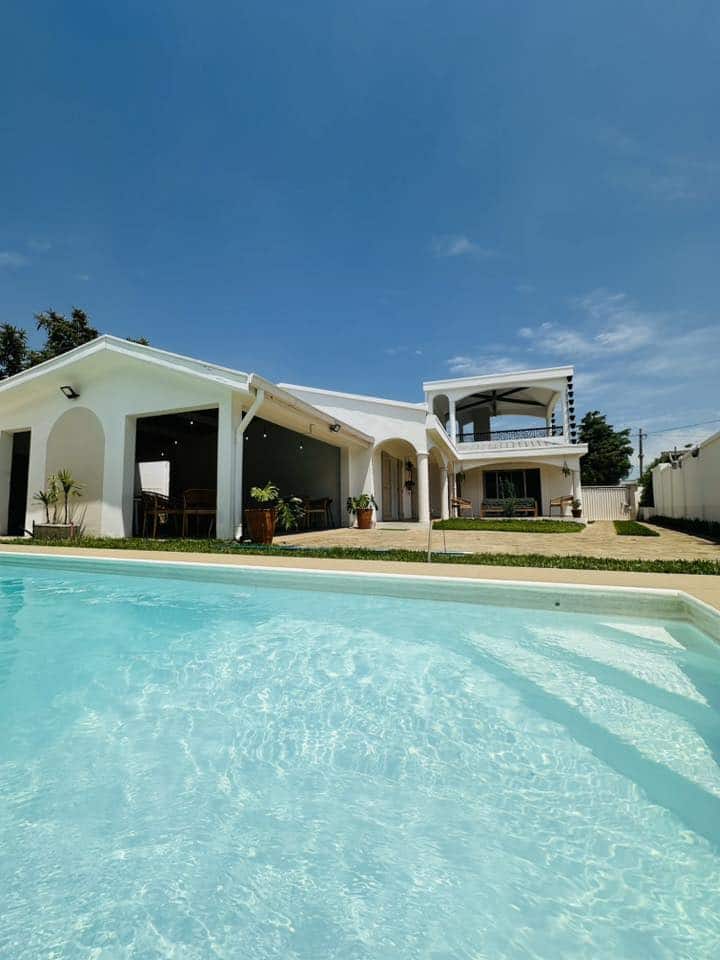 Villa Avec Piscine & Spa + Petit-déjeuner - Madagascar