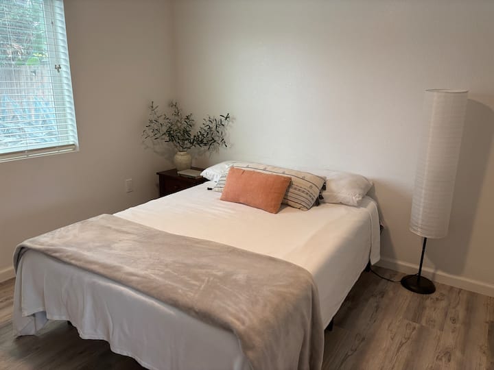 The Tulare Tiny – Comfort & Convenience In One! - Tulare, CA