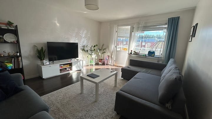 Renovated House In A Nice Area Close To Green Area - Uppsala