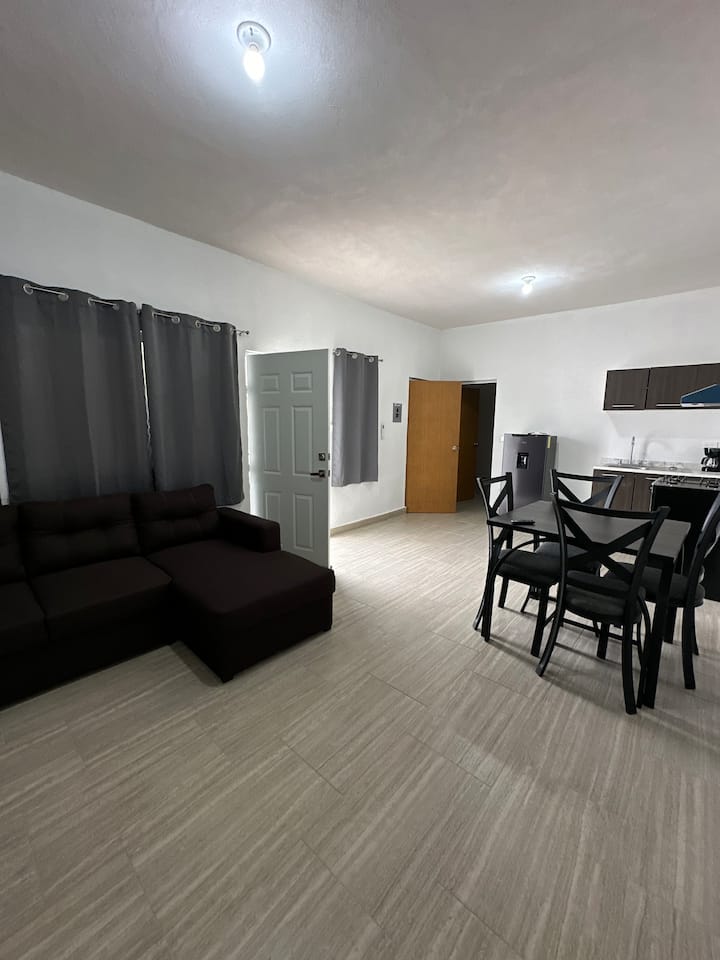 Depto. 1 Recámara Centro Nld Cerca Del Consulado - Nuevo Laredo