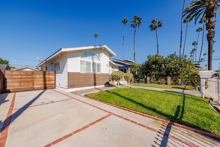 Near Sofi, Kia Forum & Lax | 3br Home W/ Parking - 잉글우드