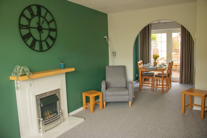 Modern & Stylish 3 Bed Home Stafford - Stafford, UK