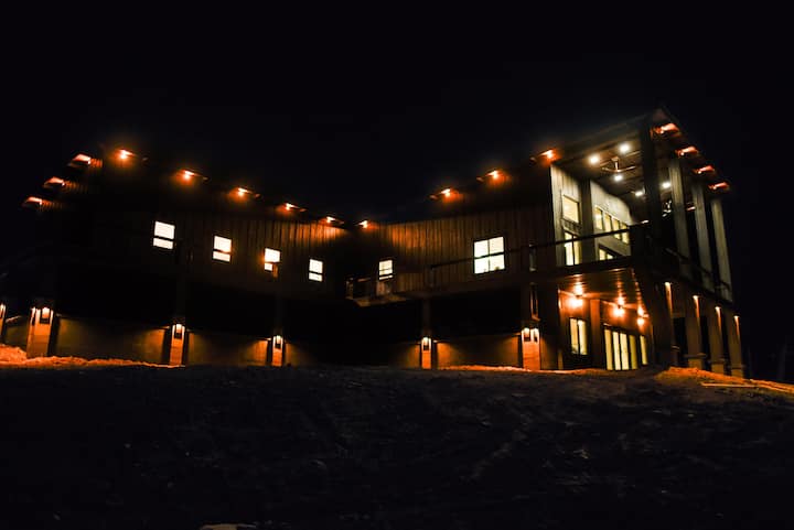 All Decked Out Staycation Getaway - Liverpool, PA